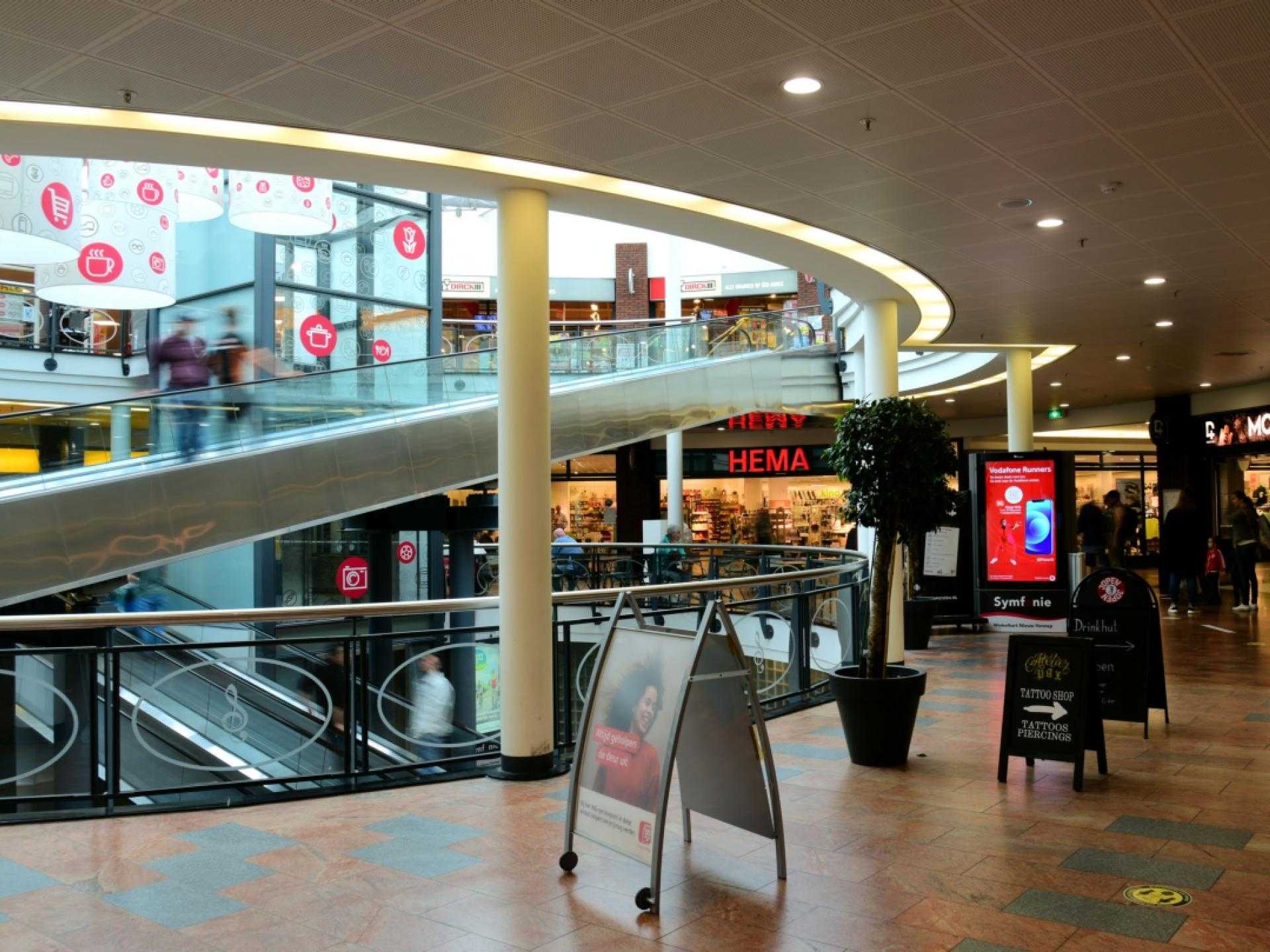 Symfonie Nieuw-Vennep: Overdekt winkelcentrum en gratis parkeren